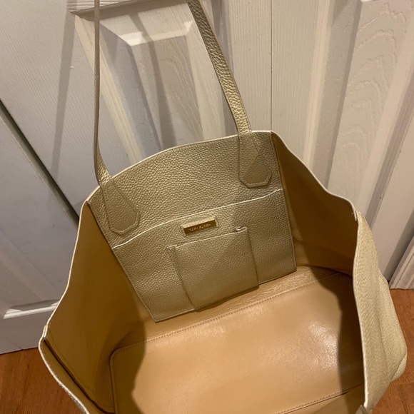 Tory Burch Perry tote in gold